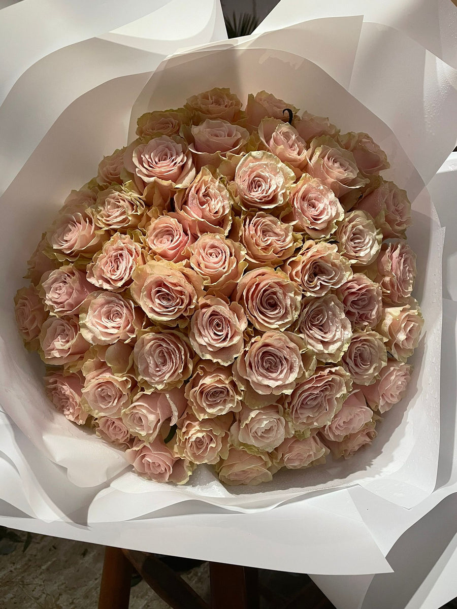 Rose Pavé Bouquet – The Granville Island Florist